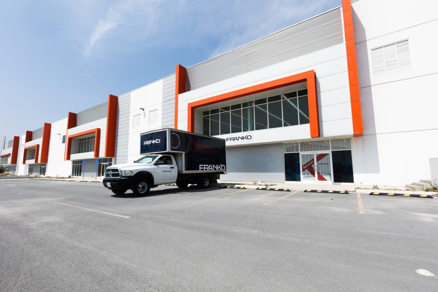 Your worldwide partners - Franko Shipping